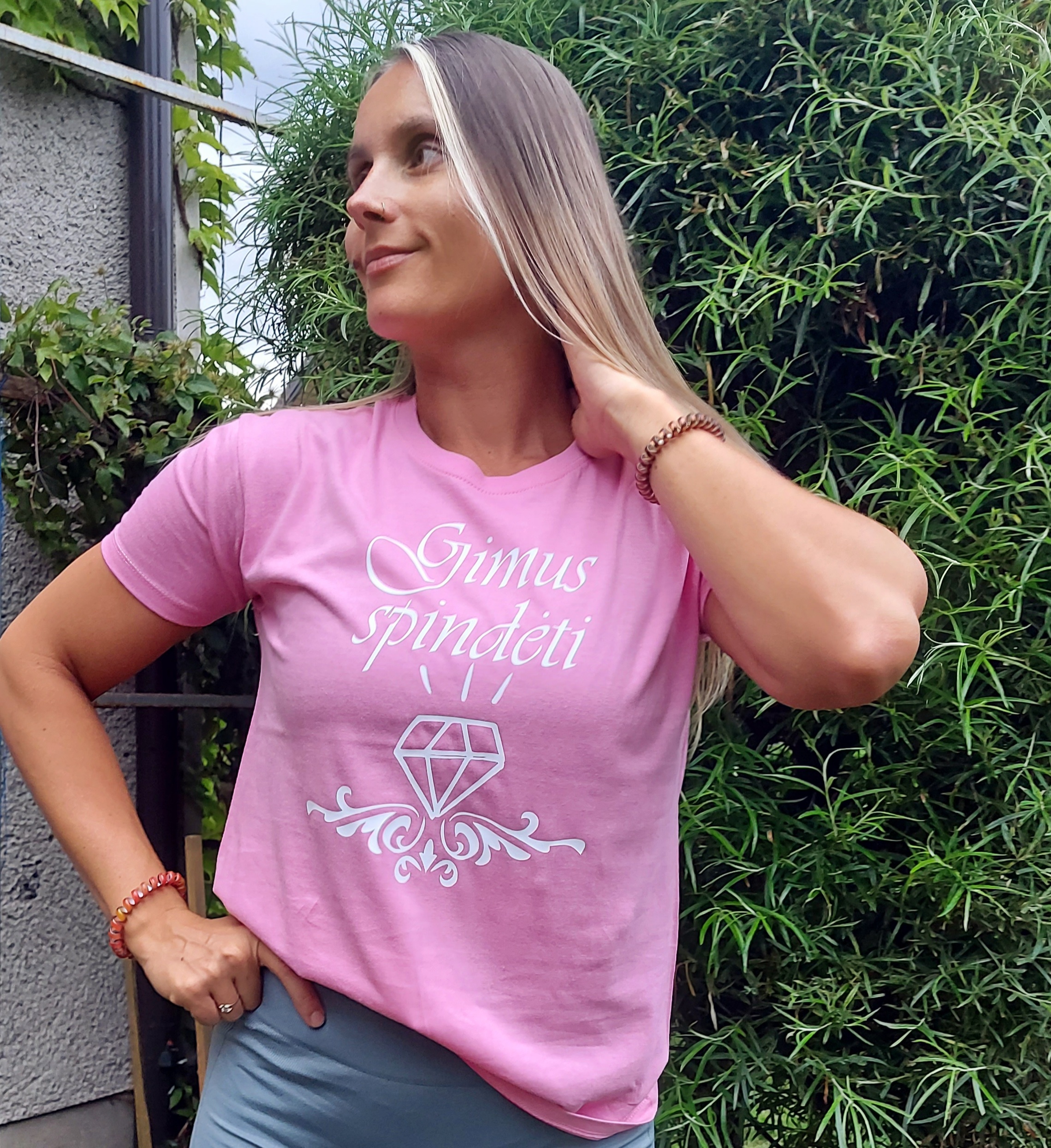 ⋆ Gimus spindėt marškinėliai ⋆ Marškinėliai su tavo užrašu! www.maikynas.lt