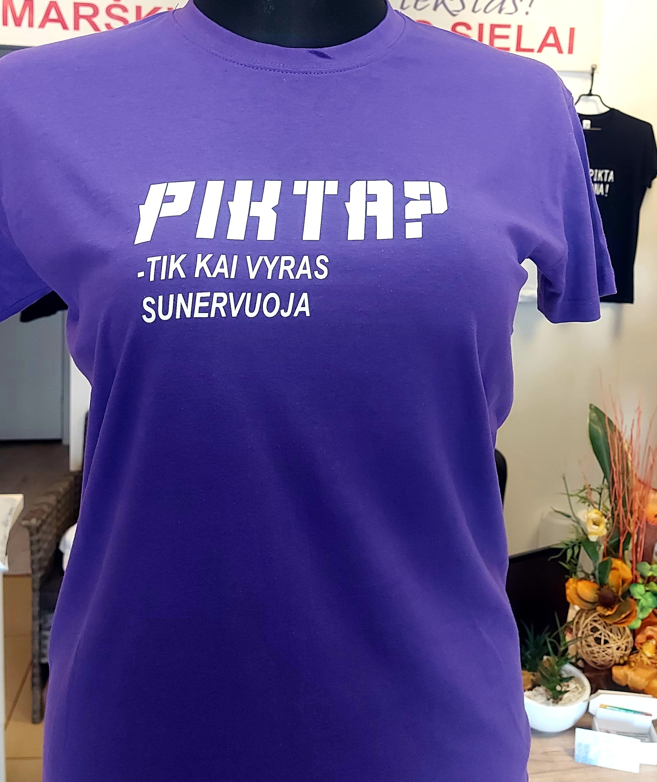 ⋆ Pikta tik kai vyras sunervuoja marškinėliai ⋆ Marškinėliai su tavo ...
